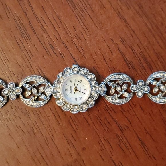Lucoral | Accessories | Vintage Lucoral Victorian Style Bracelet Watch ...